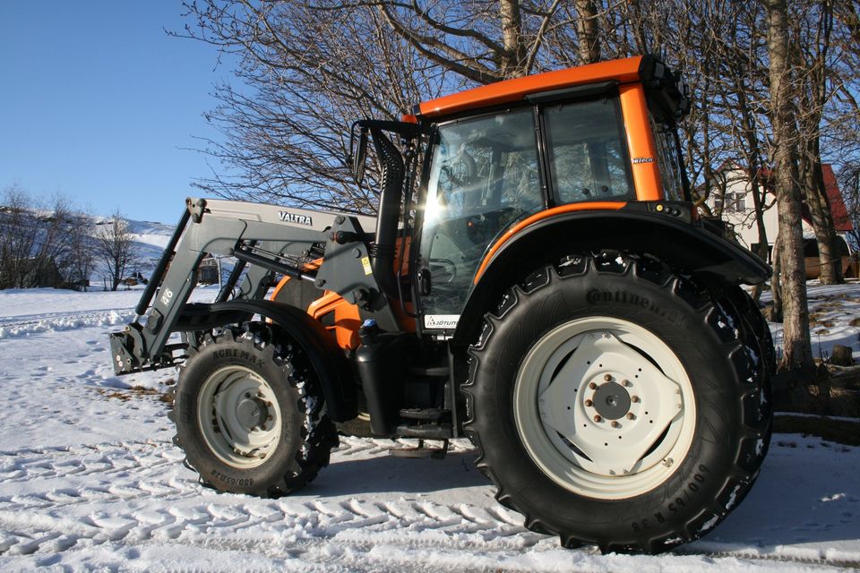Valtra N113 2014 módel 130 hö, notuð 365 - Bændablaðið
