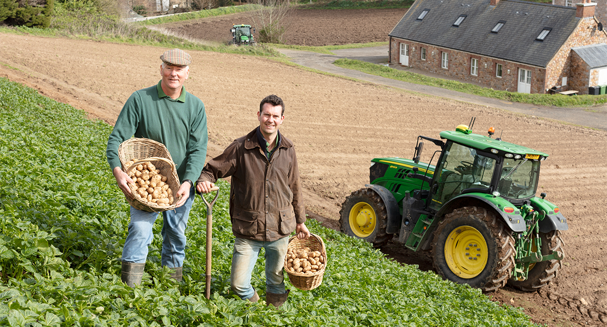 Breskir bændur stynja undan verðhækkunum - Bændablaðið
